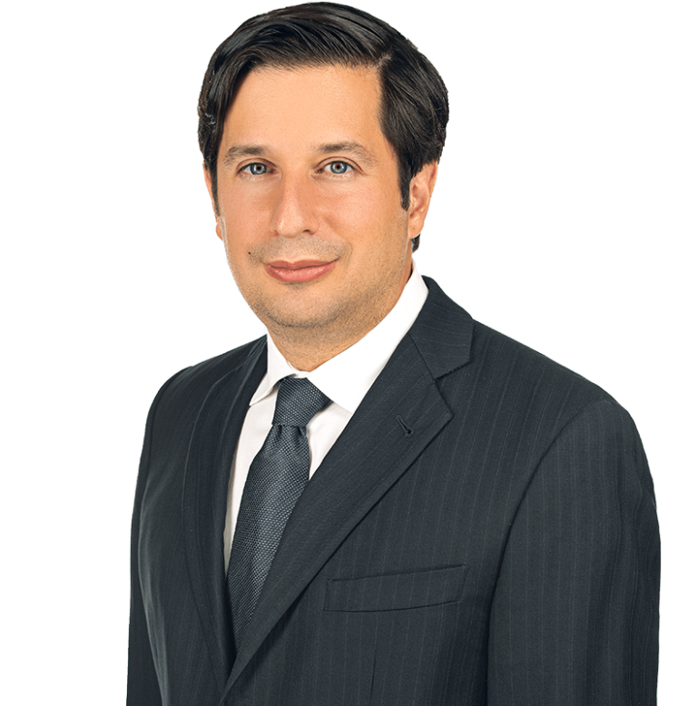 Expert on International Affairs & International Policy | Michael Szanto